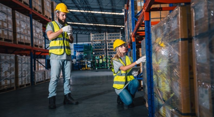 Pick to Light System: What is it and how does it work?